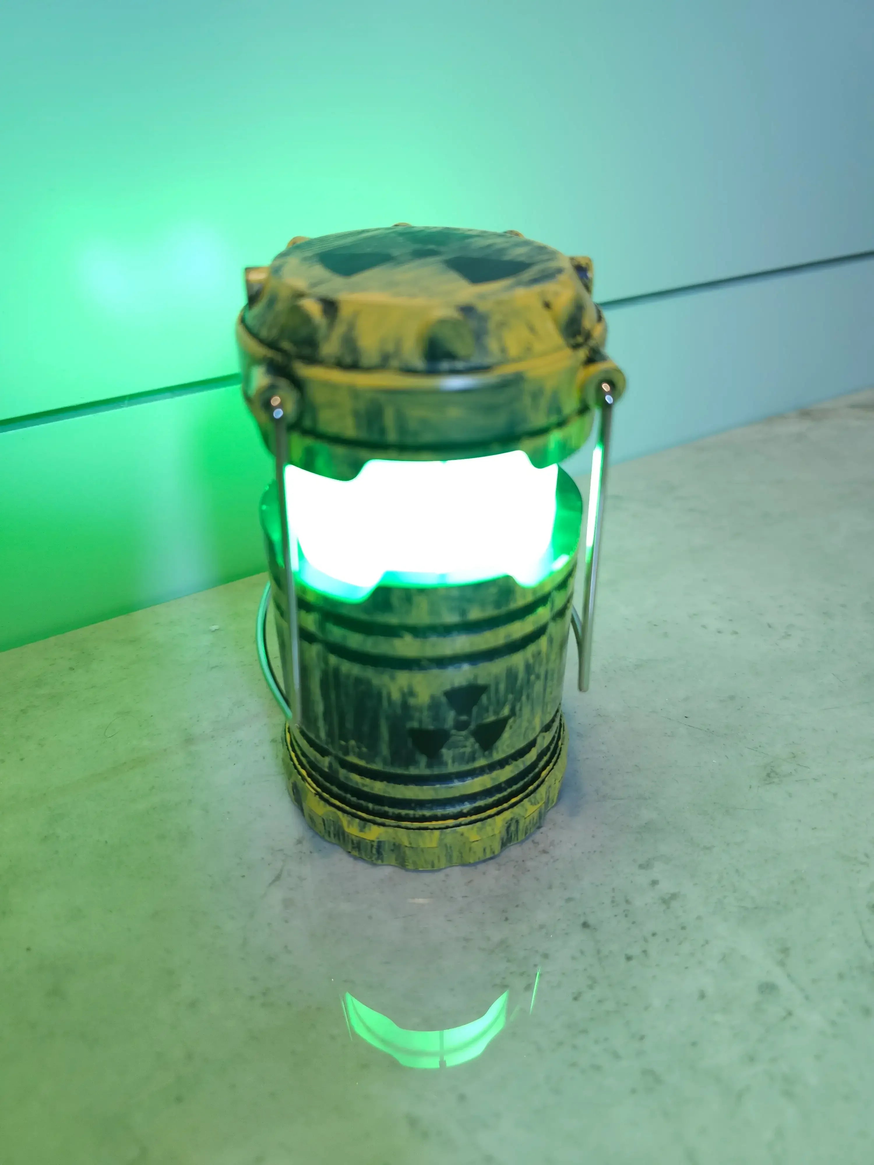Nuclear Reactor LED Light | Glowing Fallout-Style Prop Lantern ...