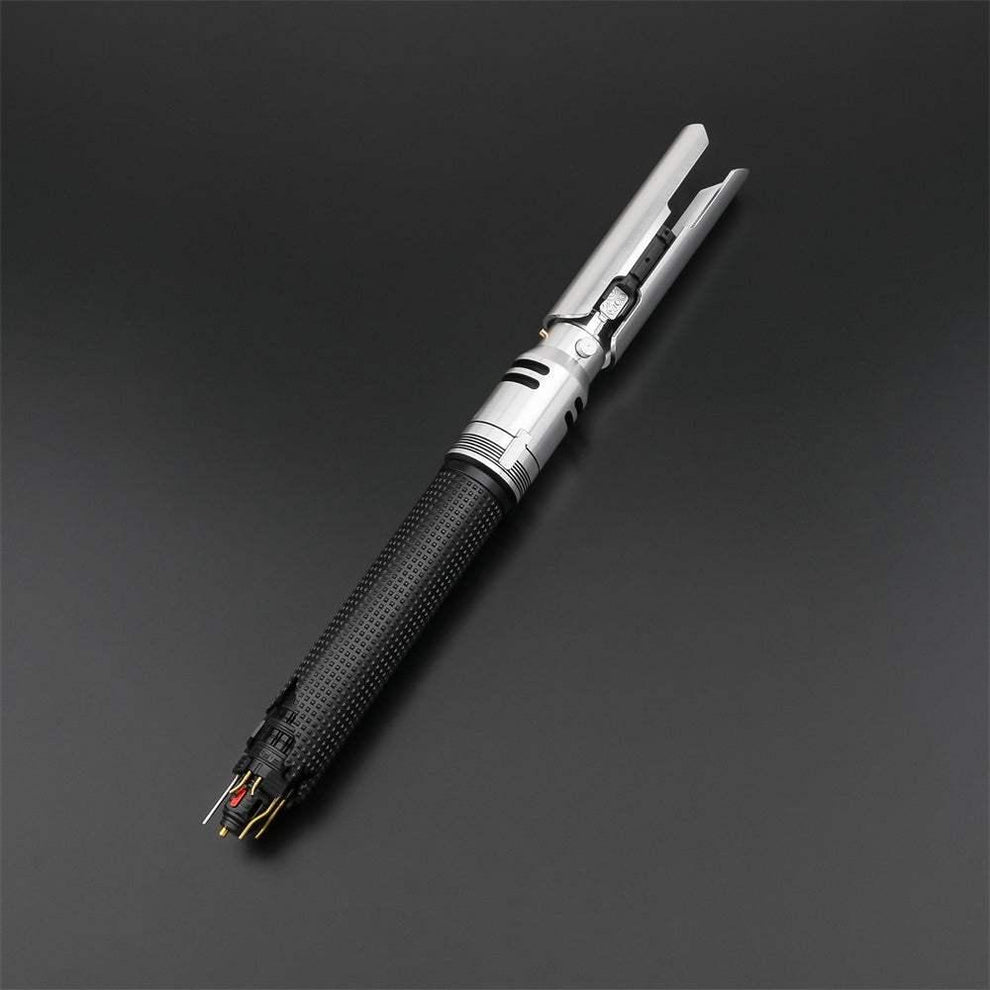 Damaged Cal Kestis Lightsaber: Fallen Order & Jedi Survivor Replica ...
