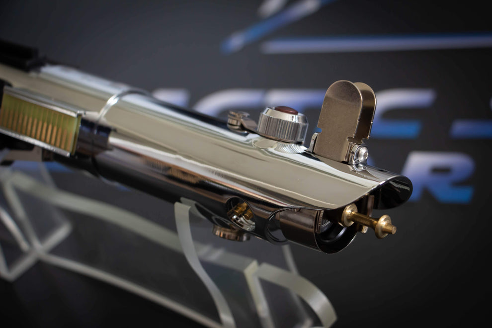 Authentic Graflex Lightsaber ESB, Luke Skywalker – Galactic Saber Store