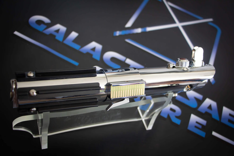 Authentic Graflex Lightsaber ESB, Luke Skywalker – Galactic Saber Store